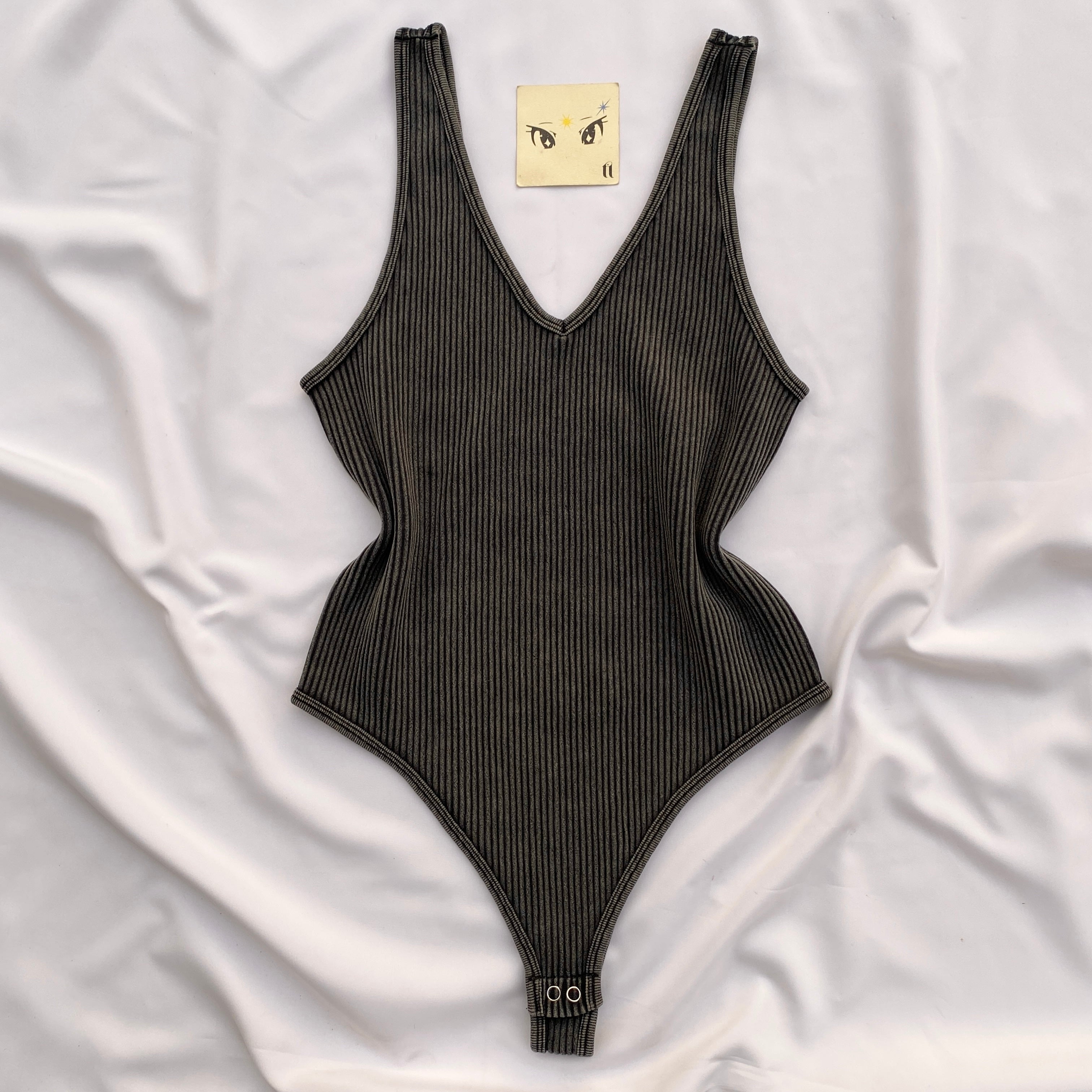 ASH GREY RIBBED BODYSUIT (Bust : 30-34, Upper Waist : 26-32) – TITLQE